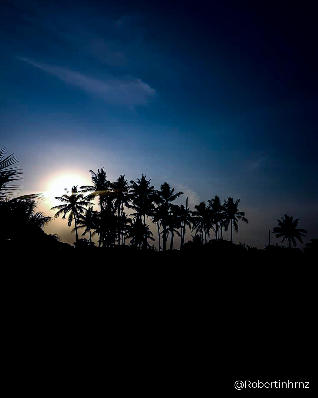Los colores de un imponente atardecer — Hermeneutas